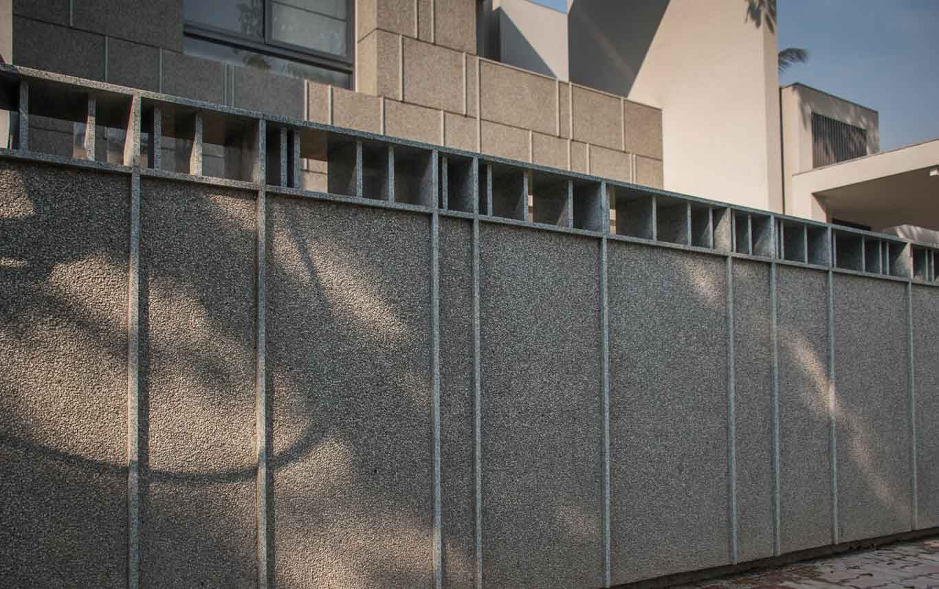 FreeForm | Stonecrete—Exposed Aggregate Plaster | Grit Wash Plaster ...